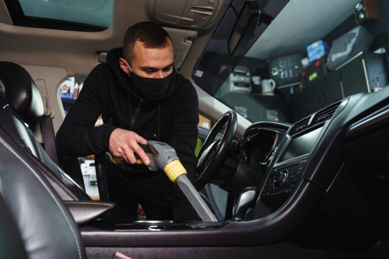 A Guide to Start a Car Valeting & Detailing Business in the UK
